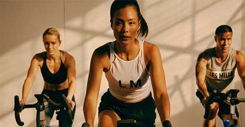 RPM : cours de vélo indoor pour perdre du poids rapidement.